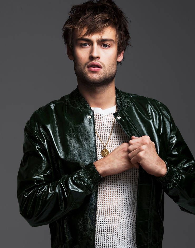 Picture of Douglas Booth