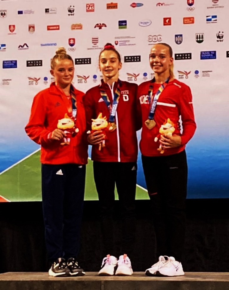 Ruby Grace Evans (R)