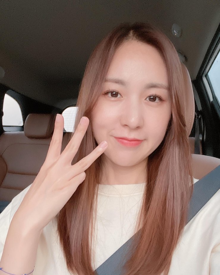 Picture of Kan Mi Youn