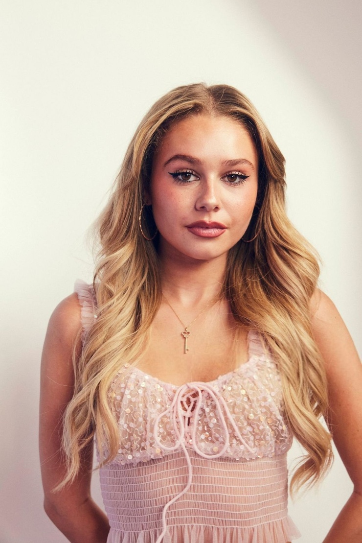 Picture of Ruby Rose Turner