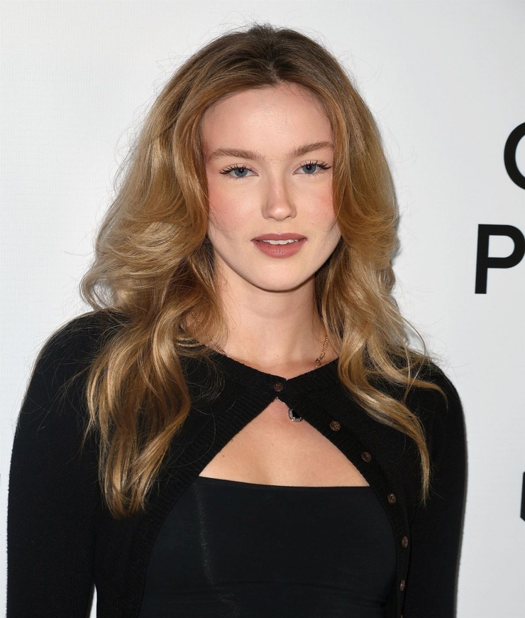 Picture of Chloe Rose Robertson