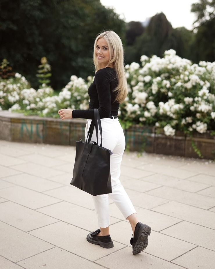 Picture of Alina Nitschke