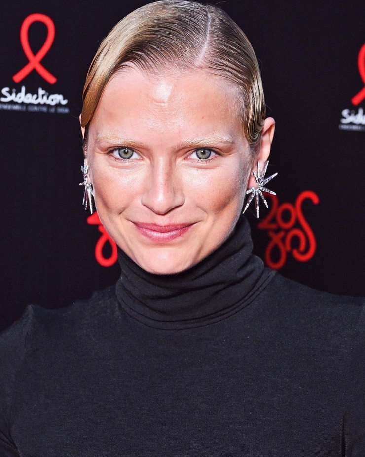 Picture of Camille Razat