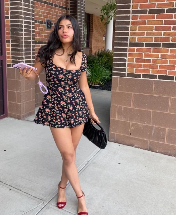 Kyndra Sanchez picture