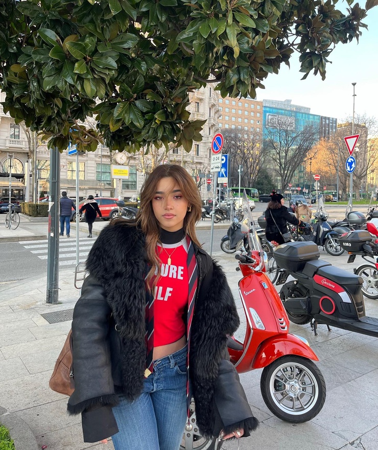 Yasmin Barbieri image
