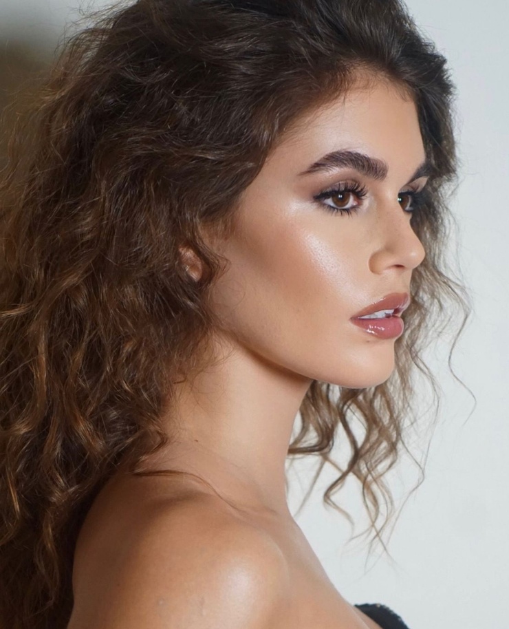 Kaia Gerber picture