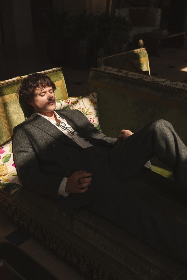 Picture of Alec Benjamin