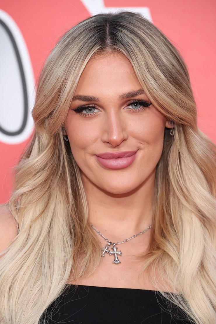 Picture of Madison Williams