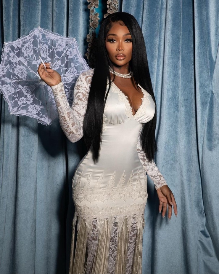 Picture of Summer Walker