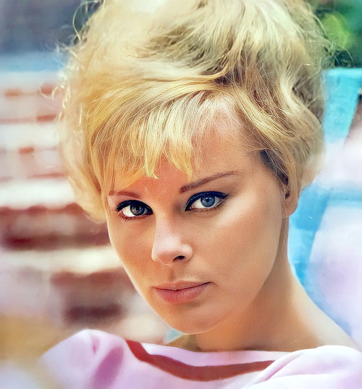 Elke Sommer