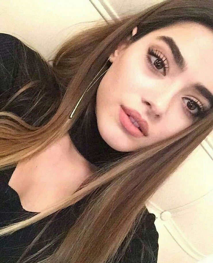 Picture of Simay Barlas