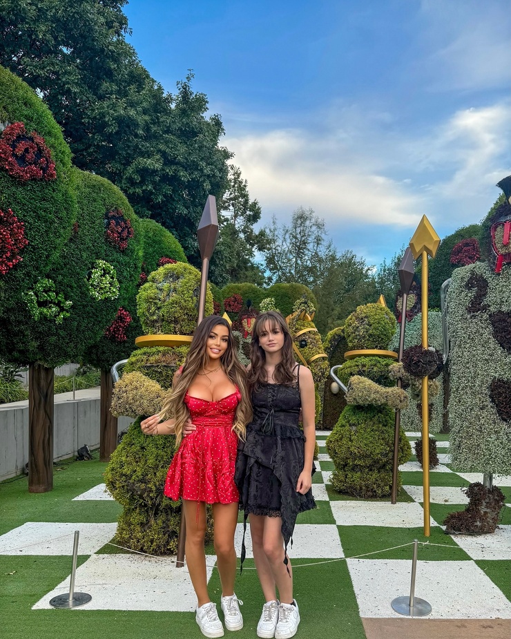 Picture of Juli Annee