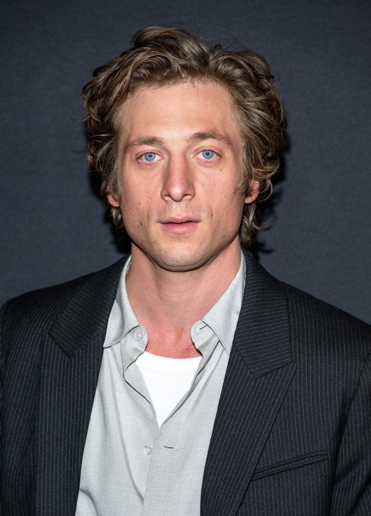 Picture of Jeremy Allen White