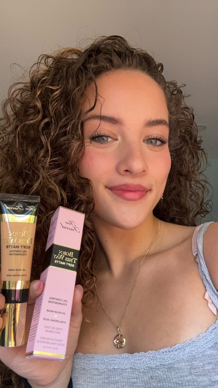 Sofie Dossi picture