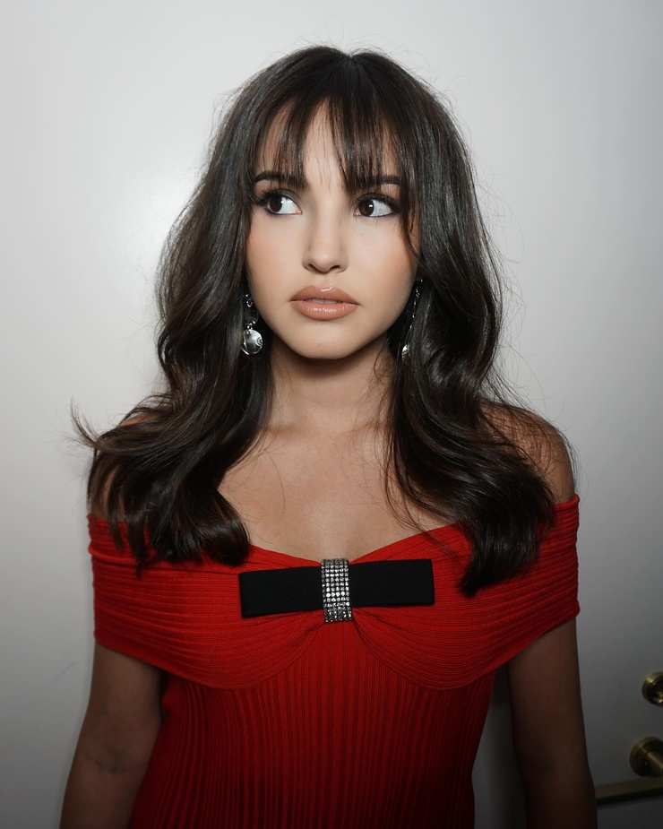 Image of Isabel Deroy-Olson