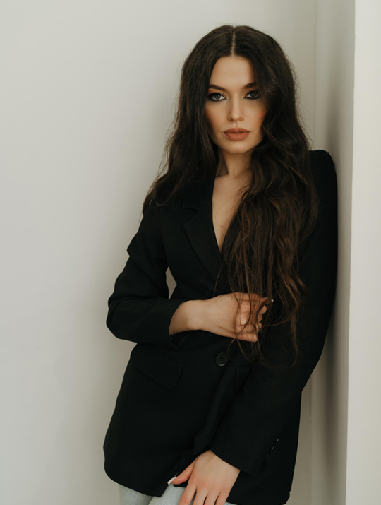 Picture of Alina Zhdanova