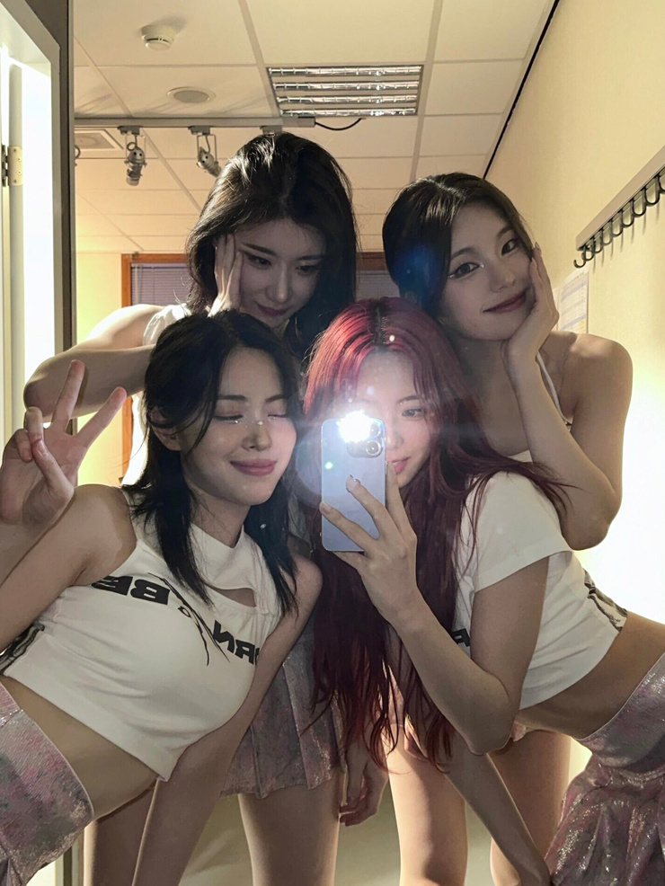 ITZY image