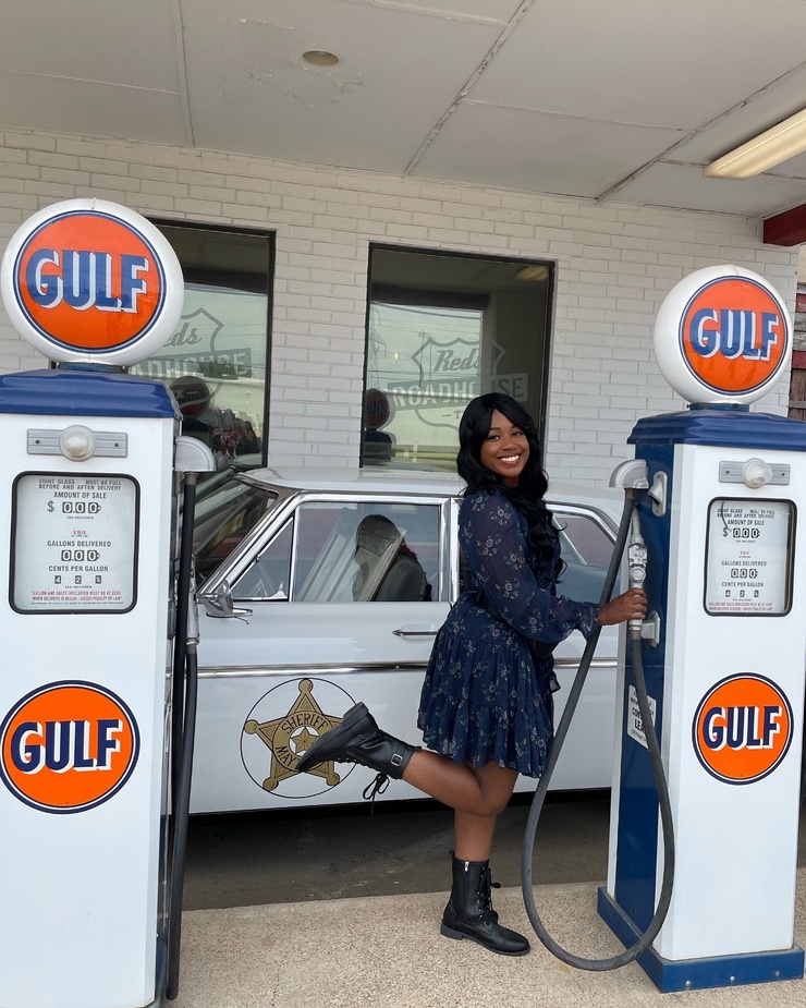 Ashley Winfrey picture