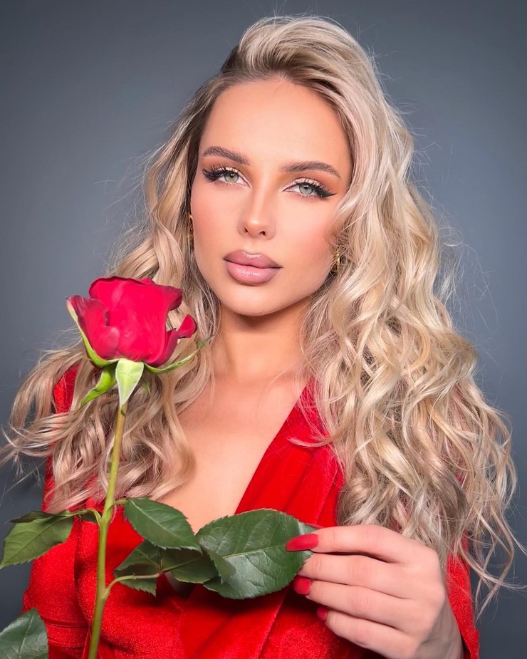 Image of Hanna (Anna Ivanova)