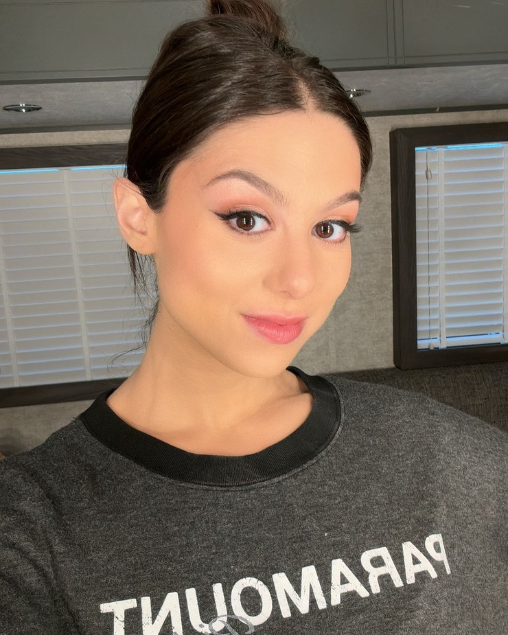 Picture of Kira Kosarin