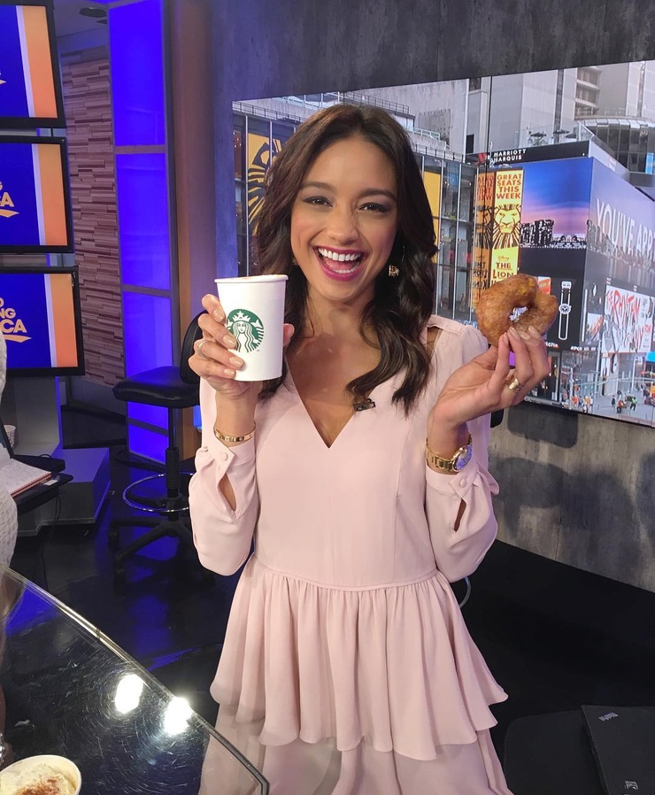 via Instagram (@rachelsmithtv)