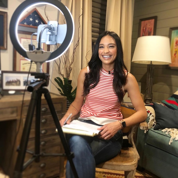 via Instagram (@rachelsmithtv)