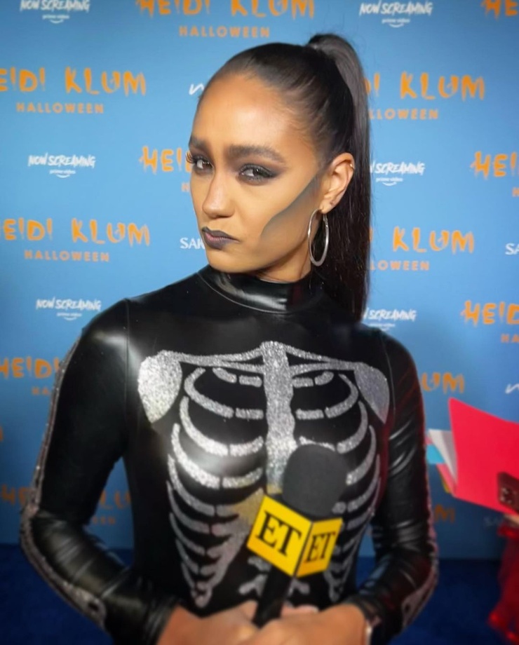 via Instagram (@rachelsmithtv)