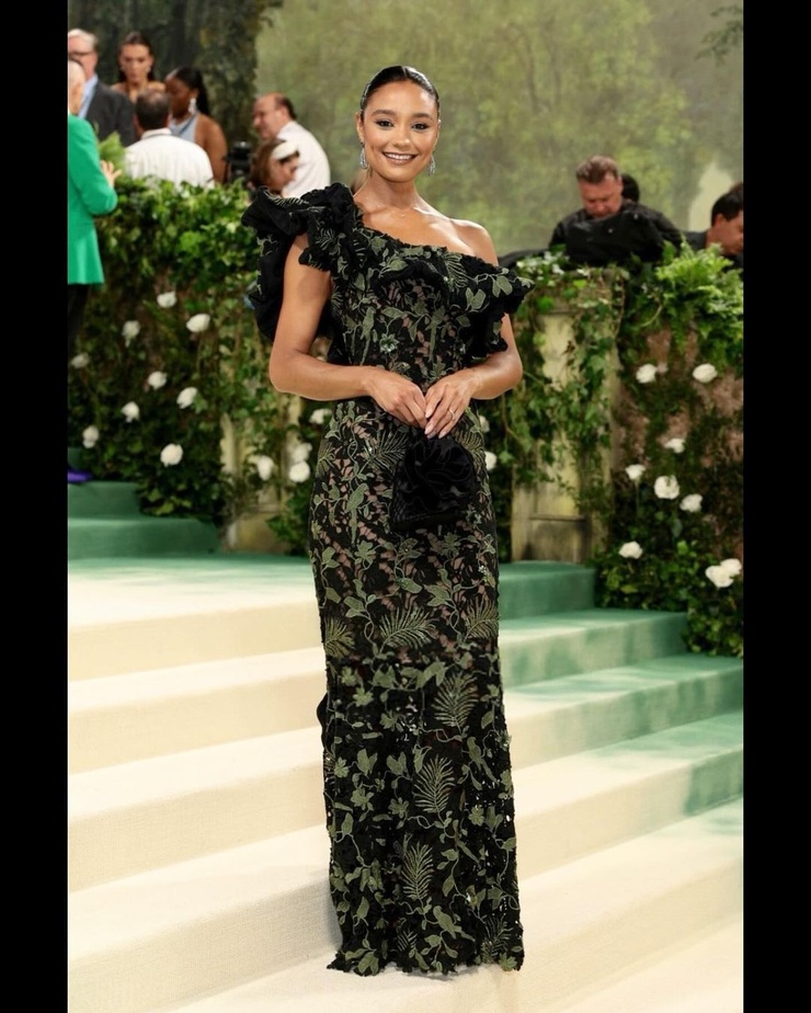 via Instagram (@rachelsmithtv)