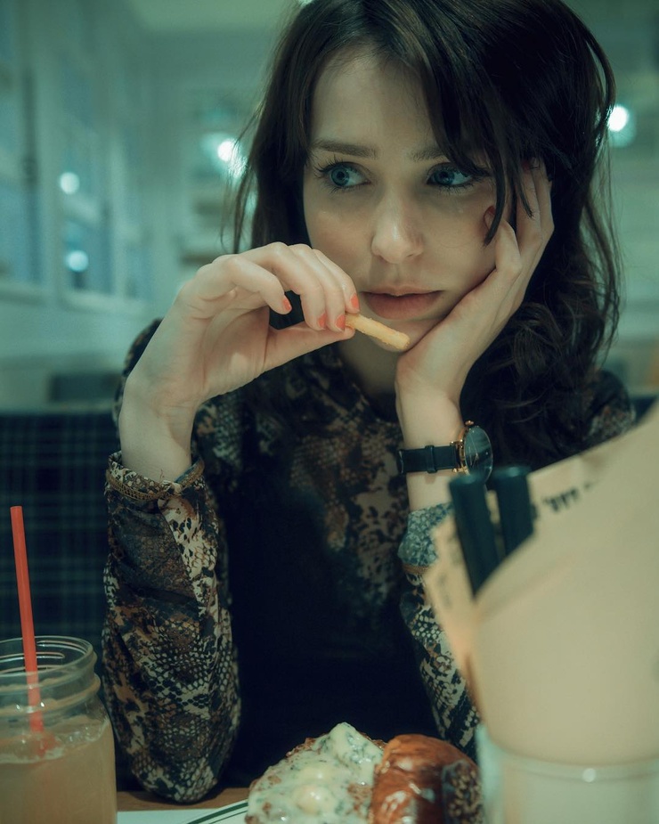 via Instagram (@stefaniejoosten)