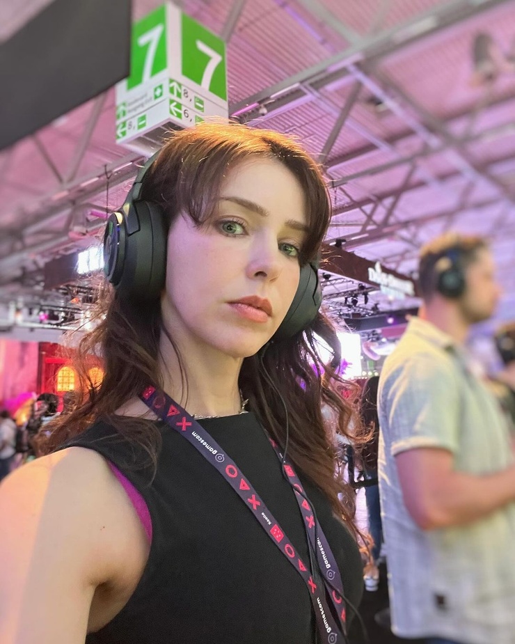 via Instagram (@stefaniejoosten)