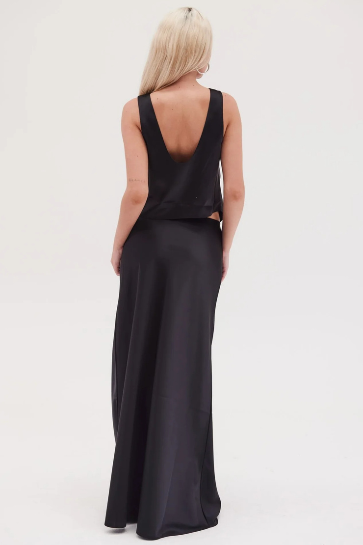 Dana Phelps for Molly Vie