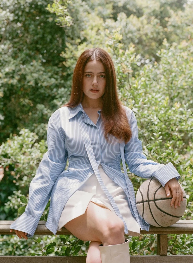 Picture of Molly Gordon