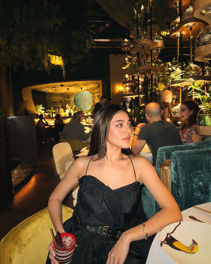 Picture of Aalia Furniturewalla