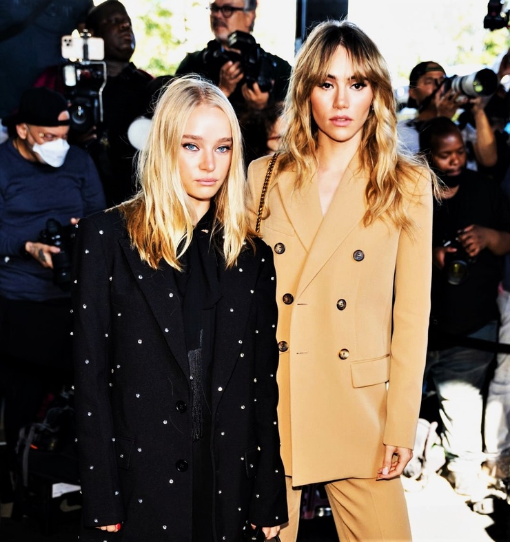 Madeleine and Suki Waterhouse