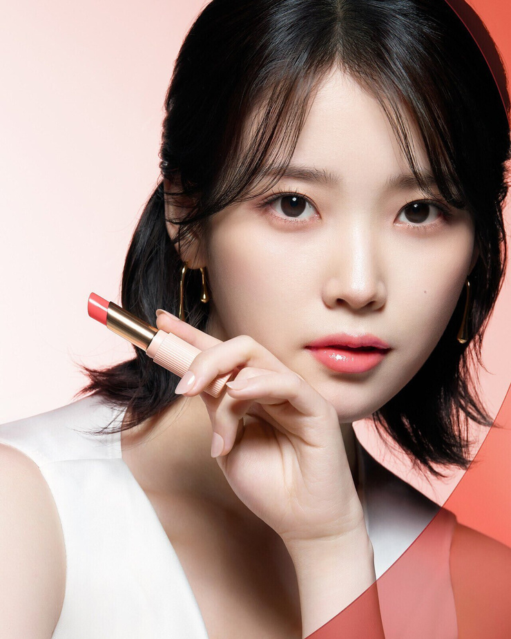 Picture of IU