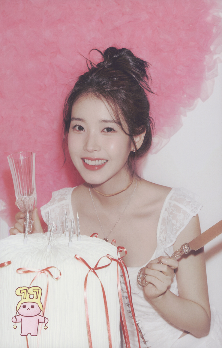 Picture of IU