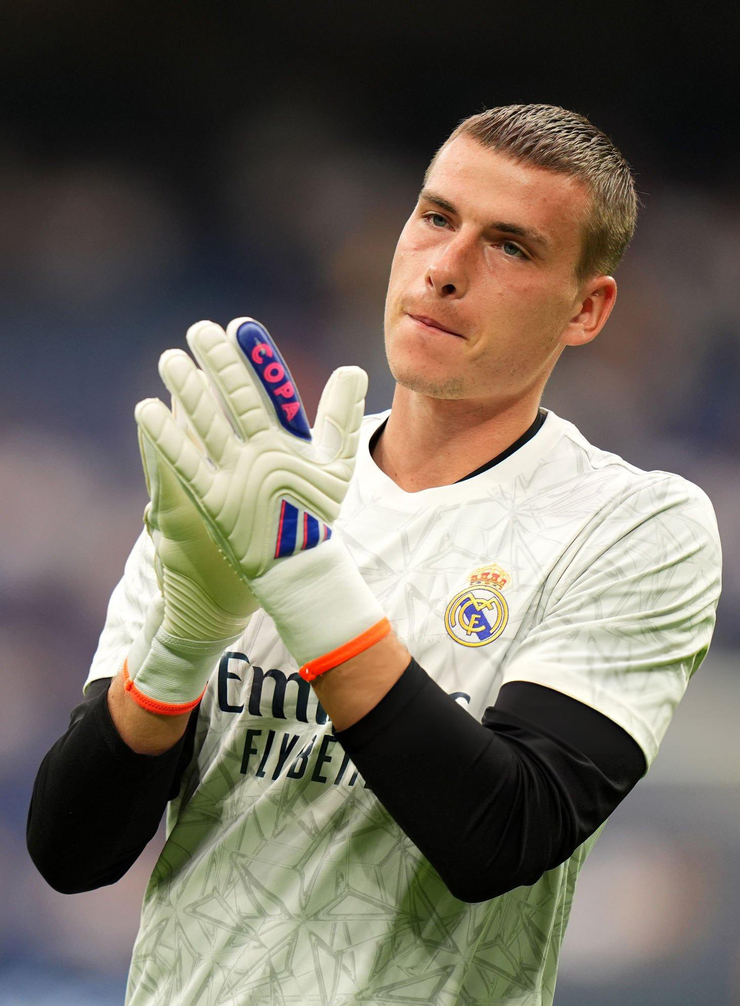 Picture of Andriy Lunin