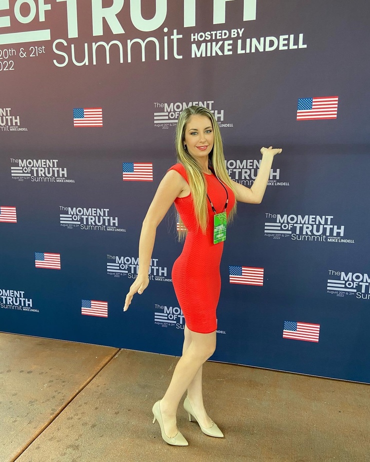 Millie Weaver picture