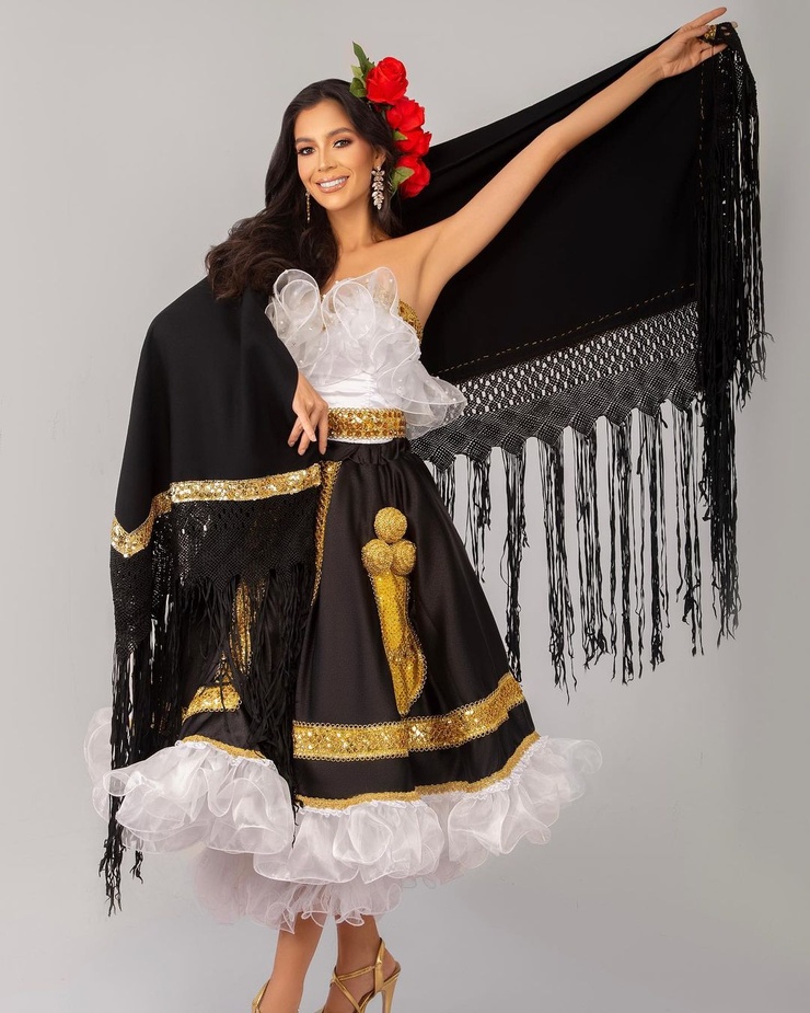 Camila Pinzon image