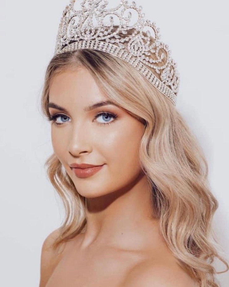 Olivia Harris picture