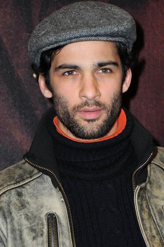 Nicolas Cazalé picture