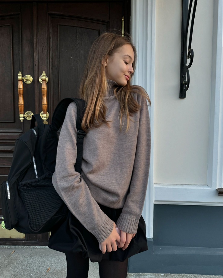 Picture of Anna Pavaga