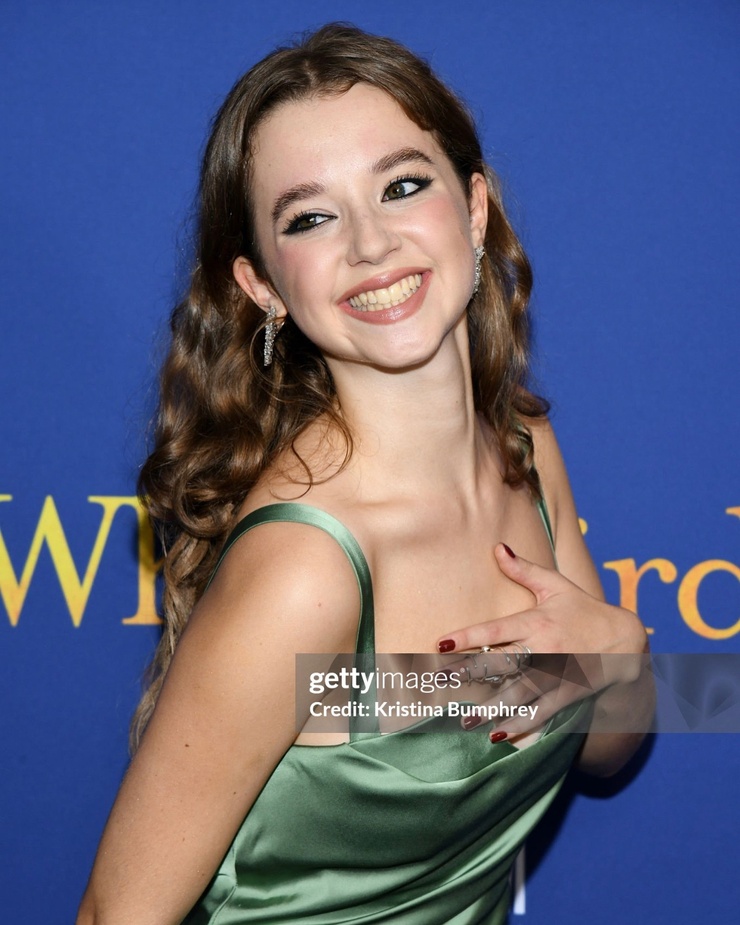 Picture of Ariella Glaser