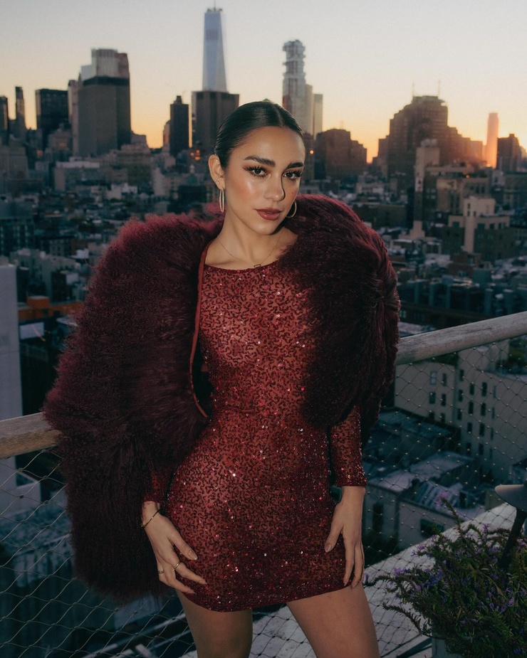 Picture of Luana Barron