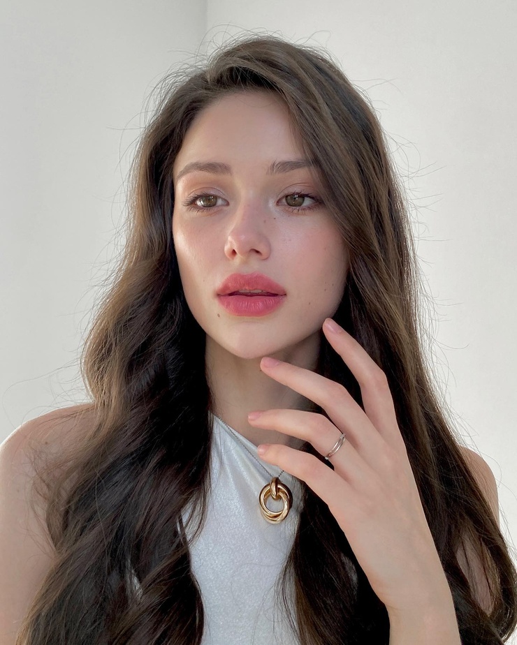 Picture of Lisa Rosh