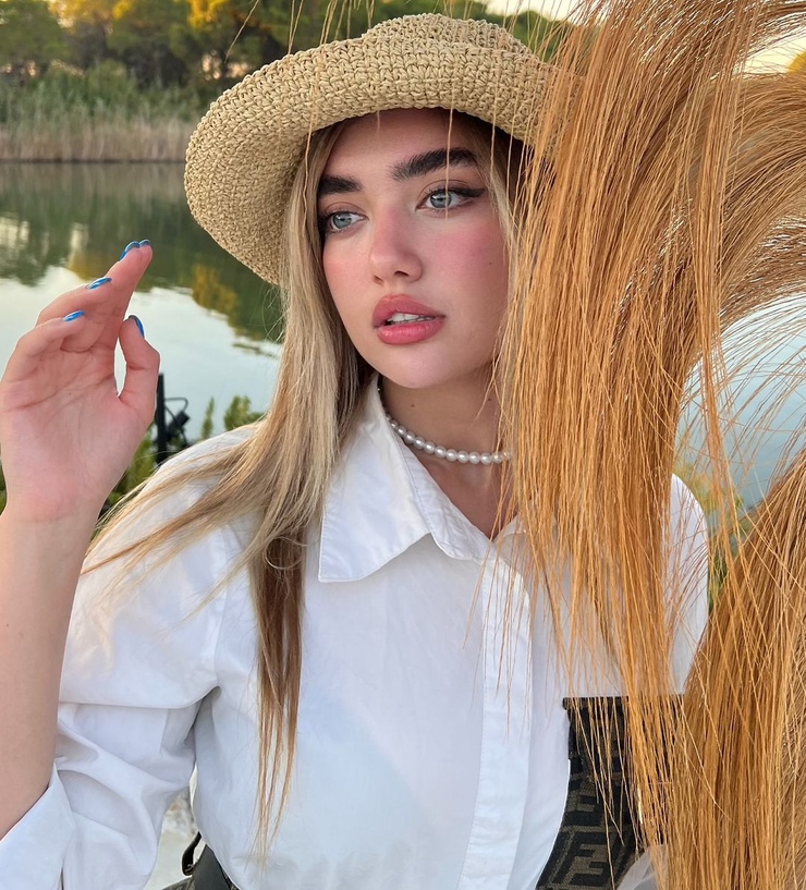 Picture of Negin Haghdost