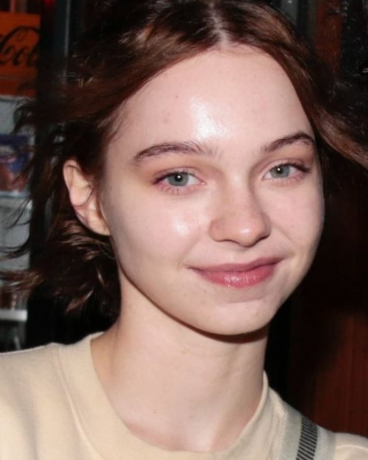 Picture of Emma Myers