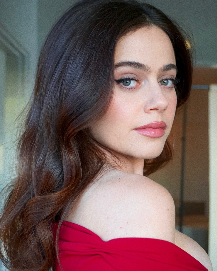 Picture of Molly Gordon