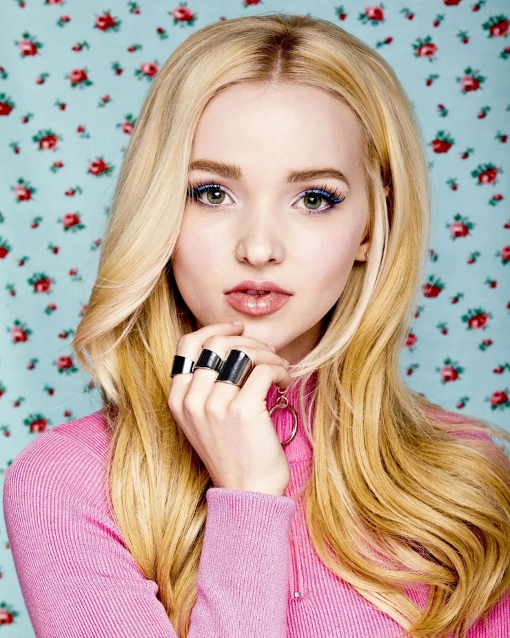 Dove Cameron image