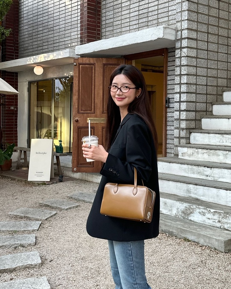 Picture of Ha Jin Park